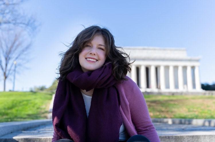 2020 grad Emily Richter wins Met Opera competition | Lawrence University